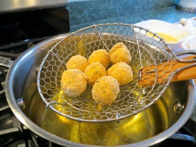 Fried Bocconcini | Mantitlement
