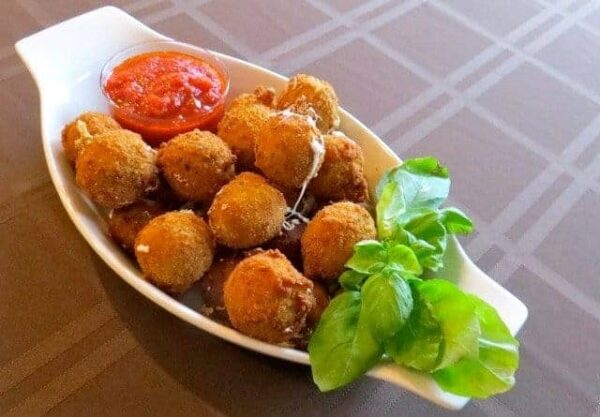 Fried Bocconcini | Mantitlement
