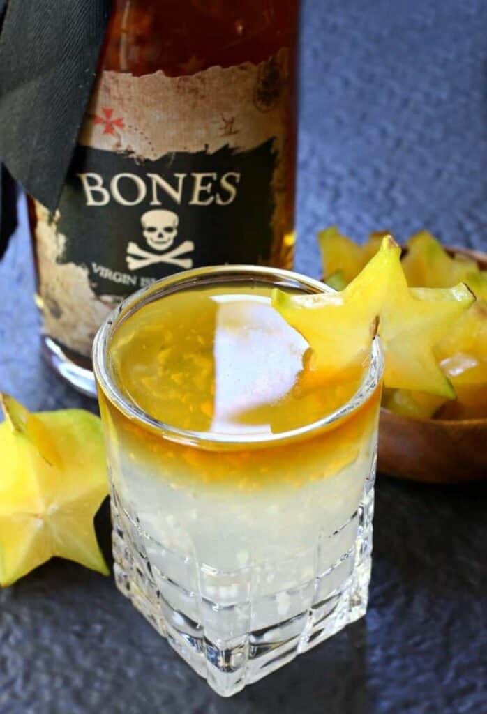 Coconut Rum Floater | A Summer Rum Cocktail | Mantitlement