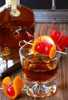 Rum Old Fashioned Cocktail | A Twist On An Old Fashioned | Mantitlement