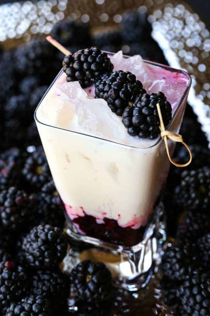 RumChata Blackberry Fool | A Creamy, Dessert Cocktail | Mantitlement