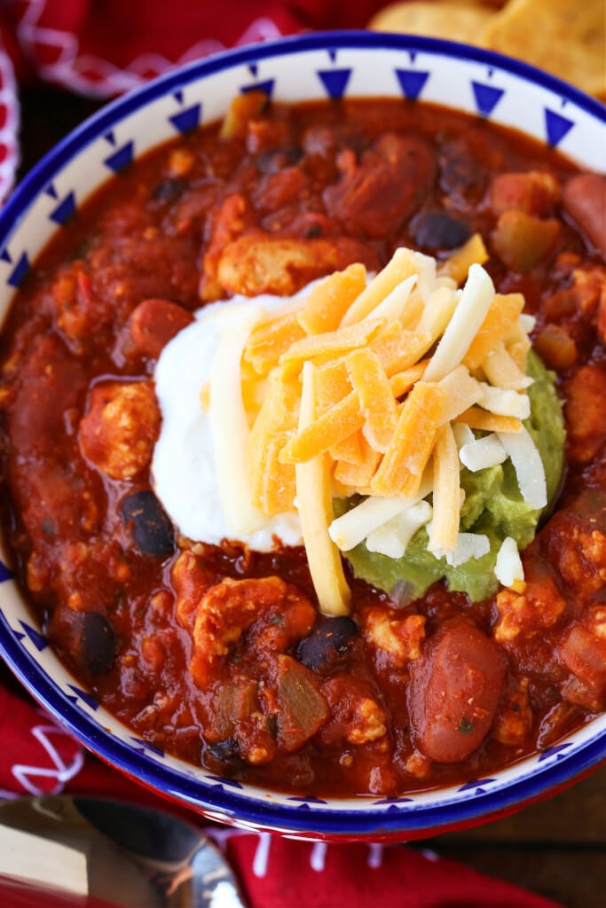 Chicken Chili Recipe (Not White!) | Mantitlement