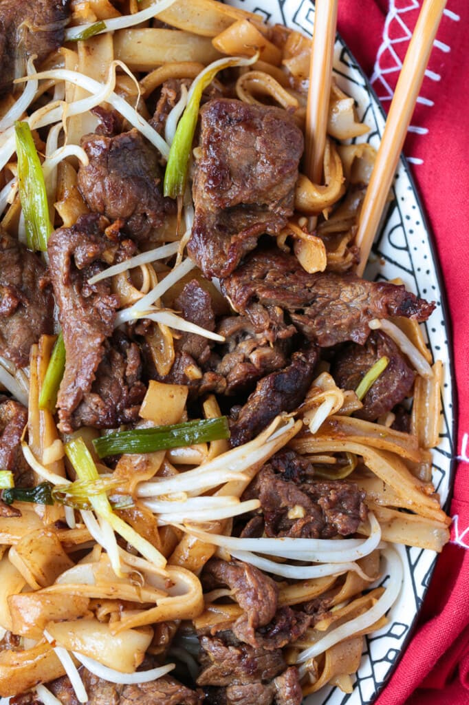 Beef Chow Fun Recipe | Mantitlement