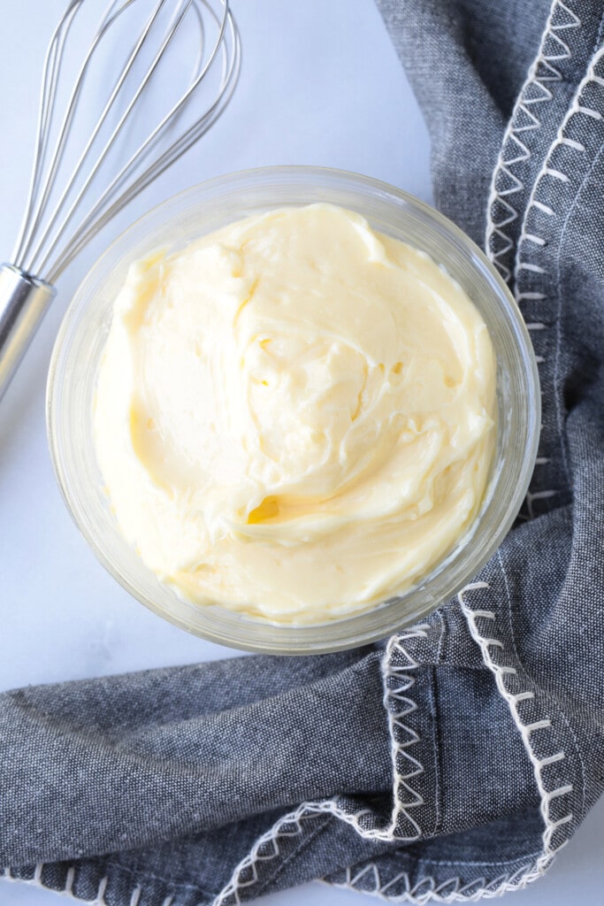 How To Make Homemade Mayonnaise | Mantitlement