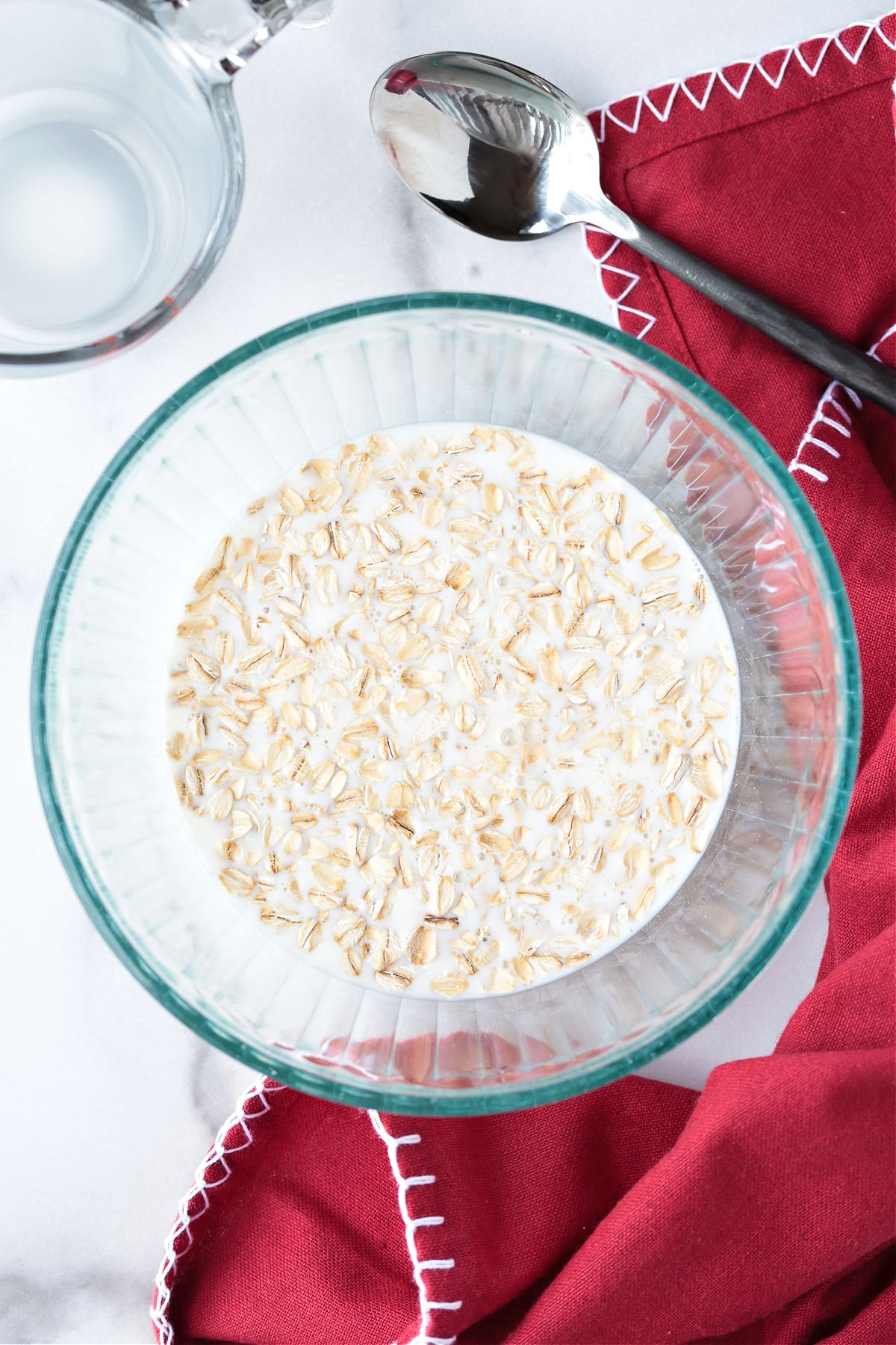 How To Make Oatmeal In The Microwave | Mantitlement