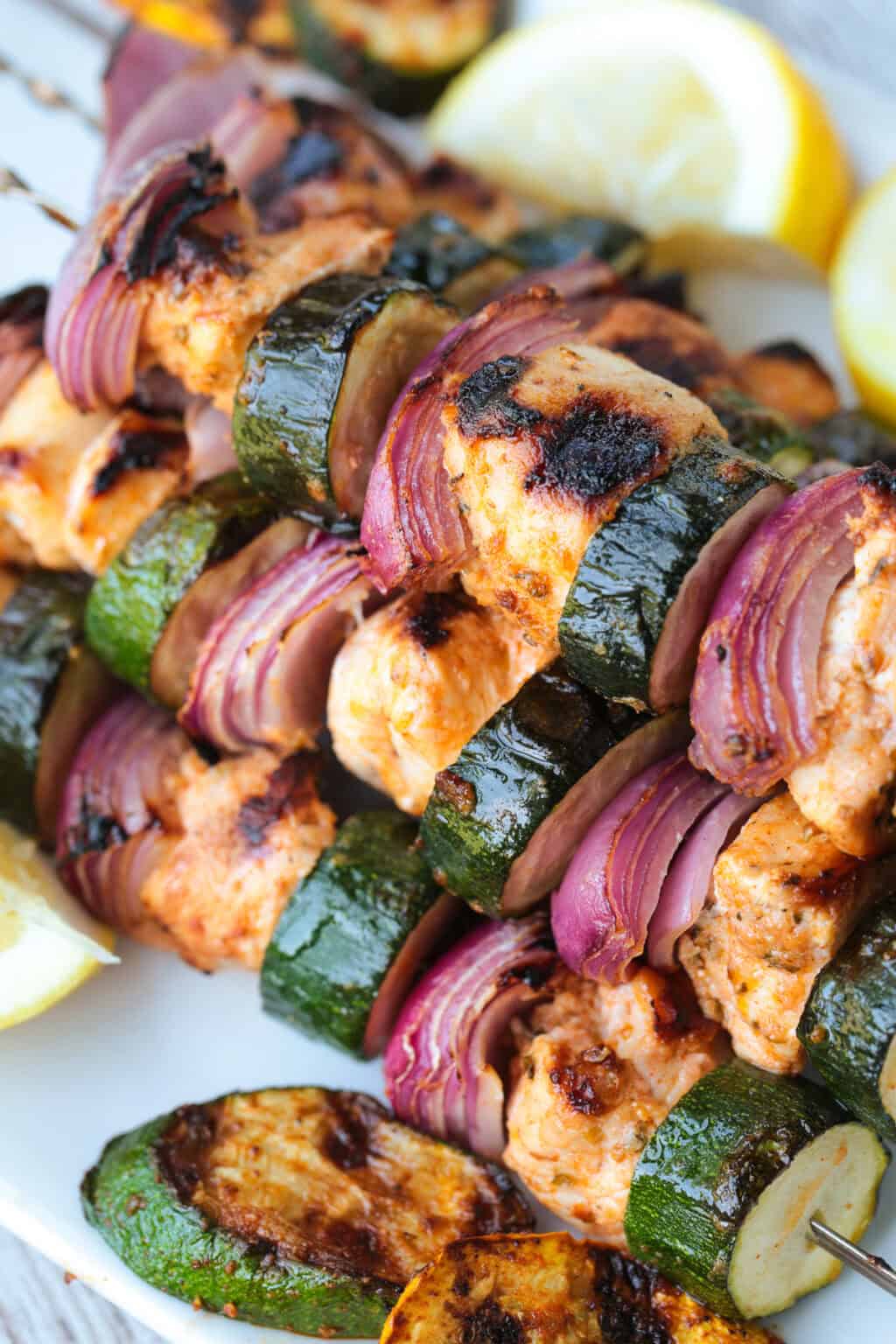 Greek Chicken Kabobs | Mantitlement