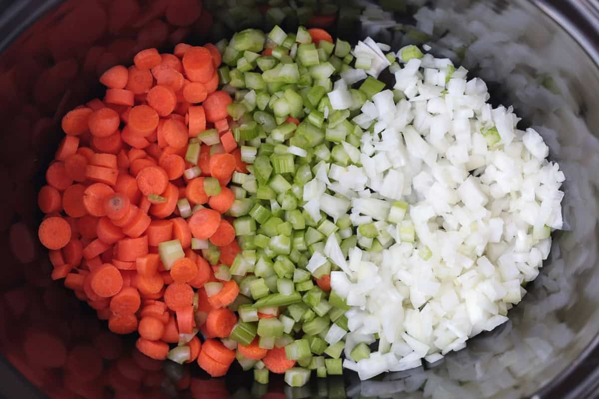 Slow Cooker Creamy Chicken Noodle Soup | Mantitlement